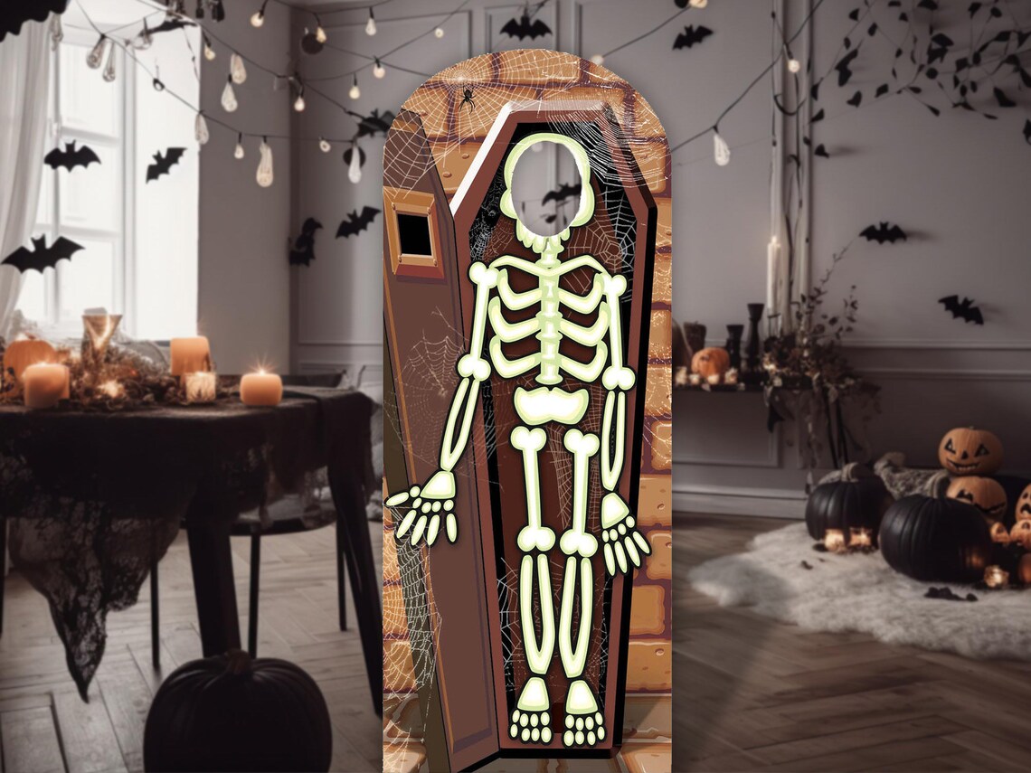 Skeleton Lifesize Cardboard Stand in Scary Halloween Standee Decoration ...