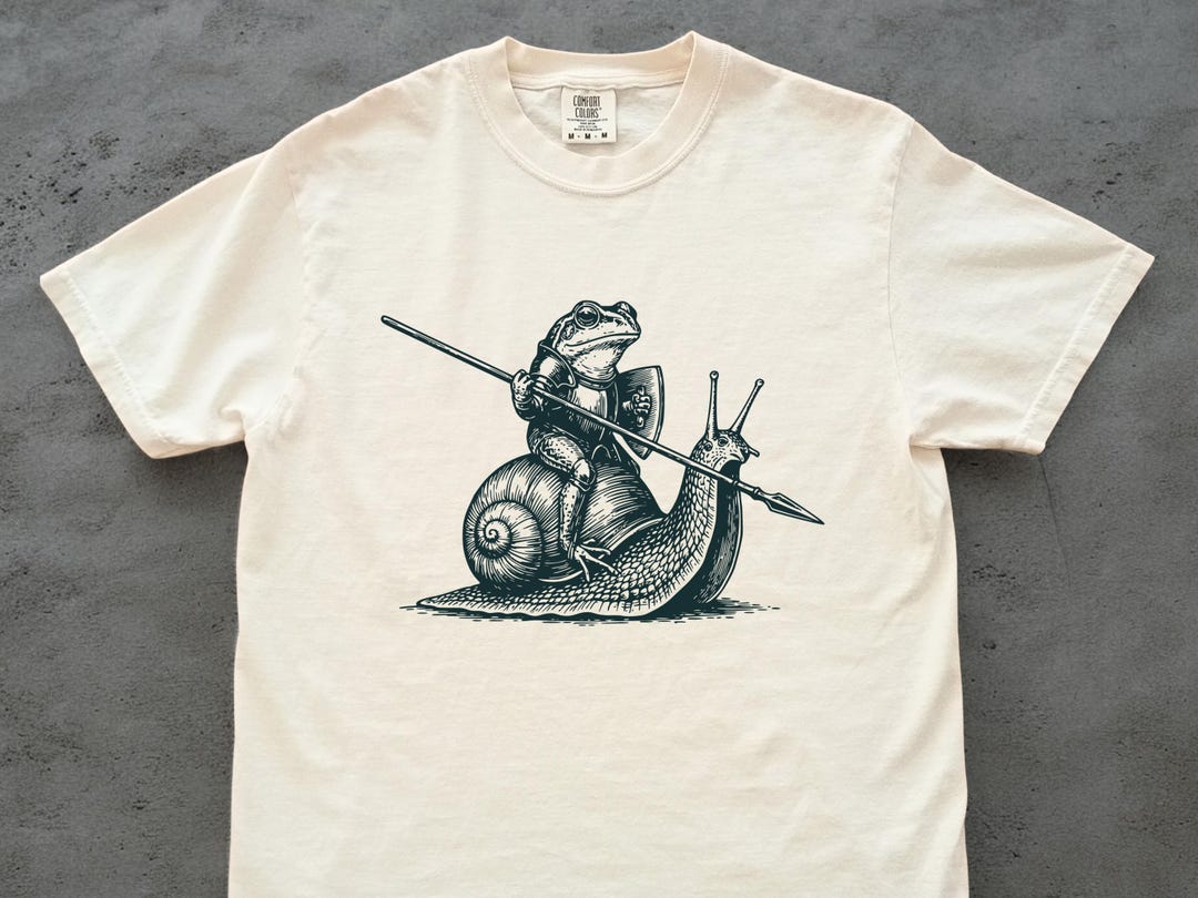 Medieval Frog Knight Riding Snail Vintage Tshirt: Funny Toad Meme ...