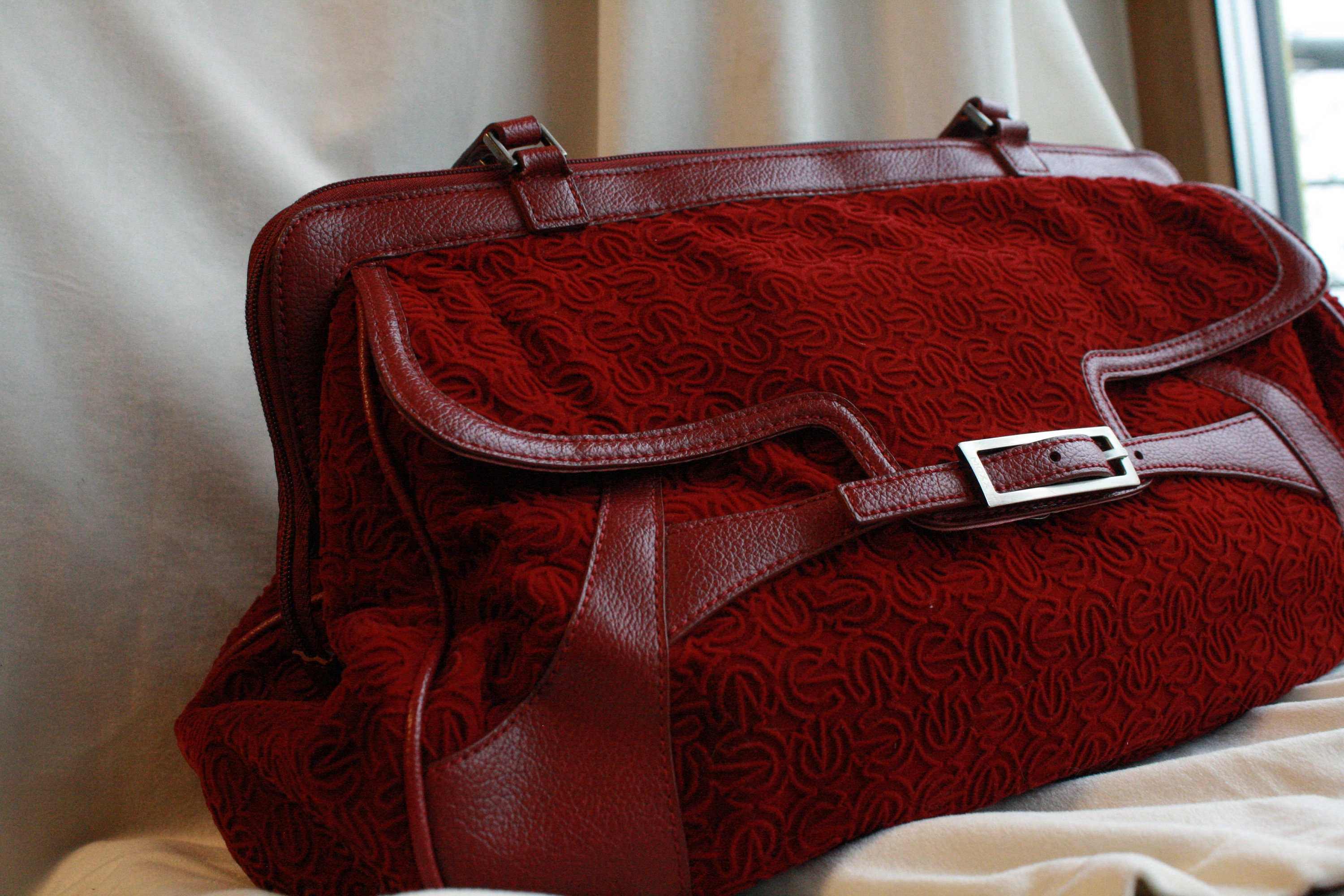 MEXX Vintage Velvet Handbag in Burgundy Color - Etsy