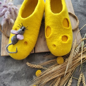 Felted Wool Mouse Cheese Slippers, Handmade Home Shoes, Gift for Mom ...