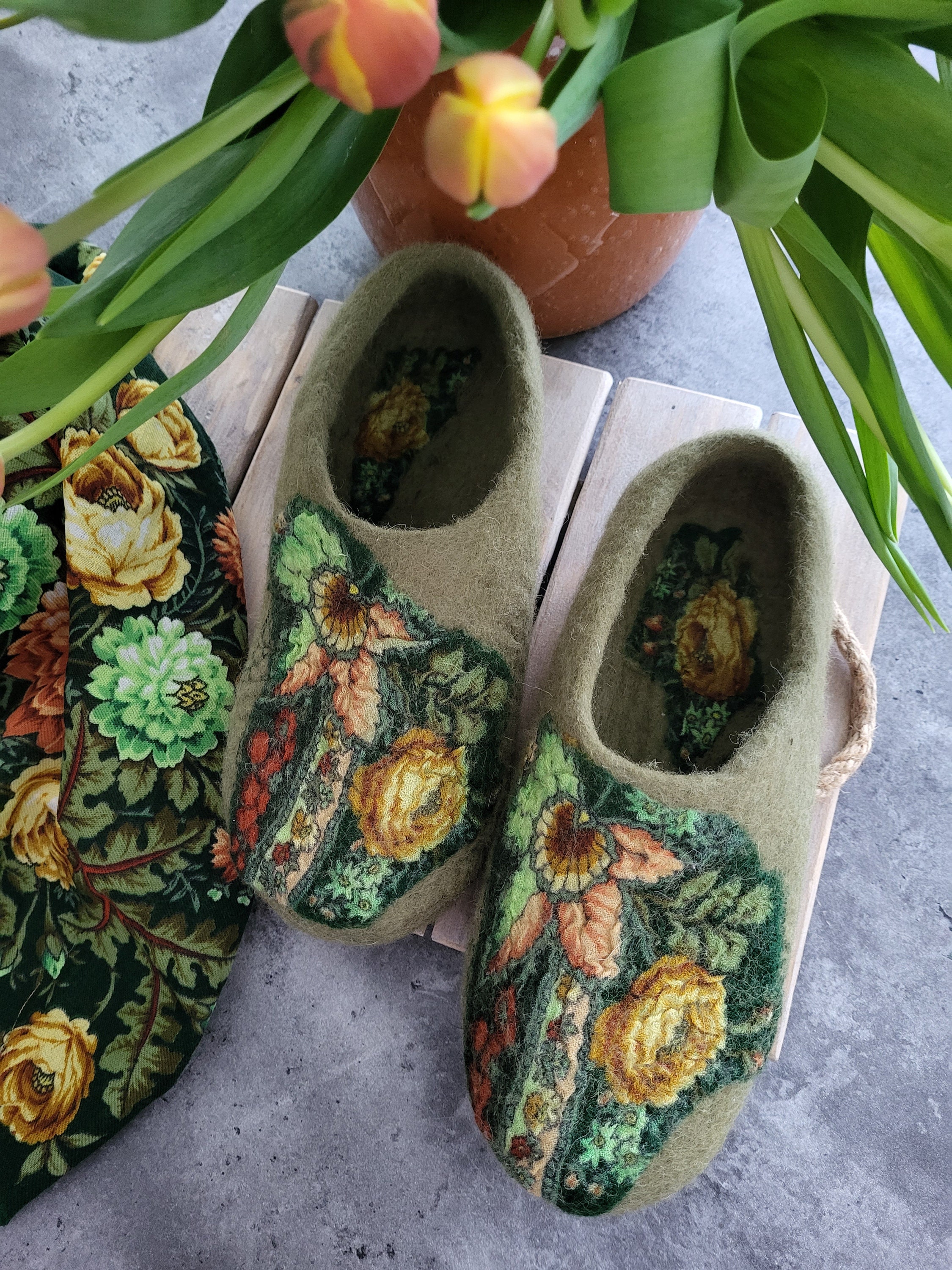 Green Organic Eco Wool Handmade Felted Slippers Warm Handcrafted Rustic ...
