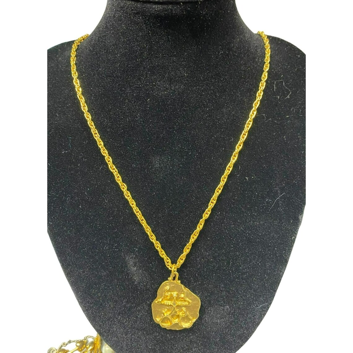 Vintage Libra Scales of Justice Zodiac Pendant Necklace Gold Tone 18 ...