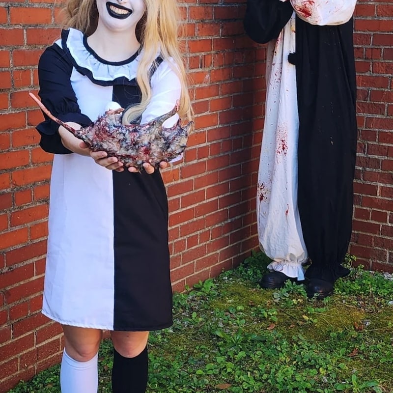 Terrifier Pale Girl Costume - Etsy