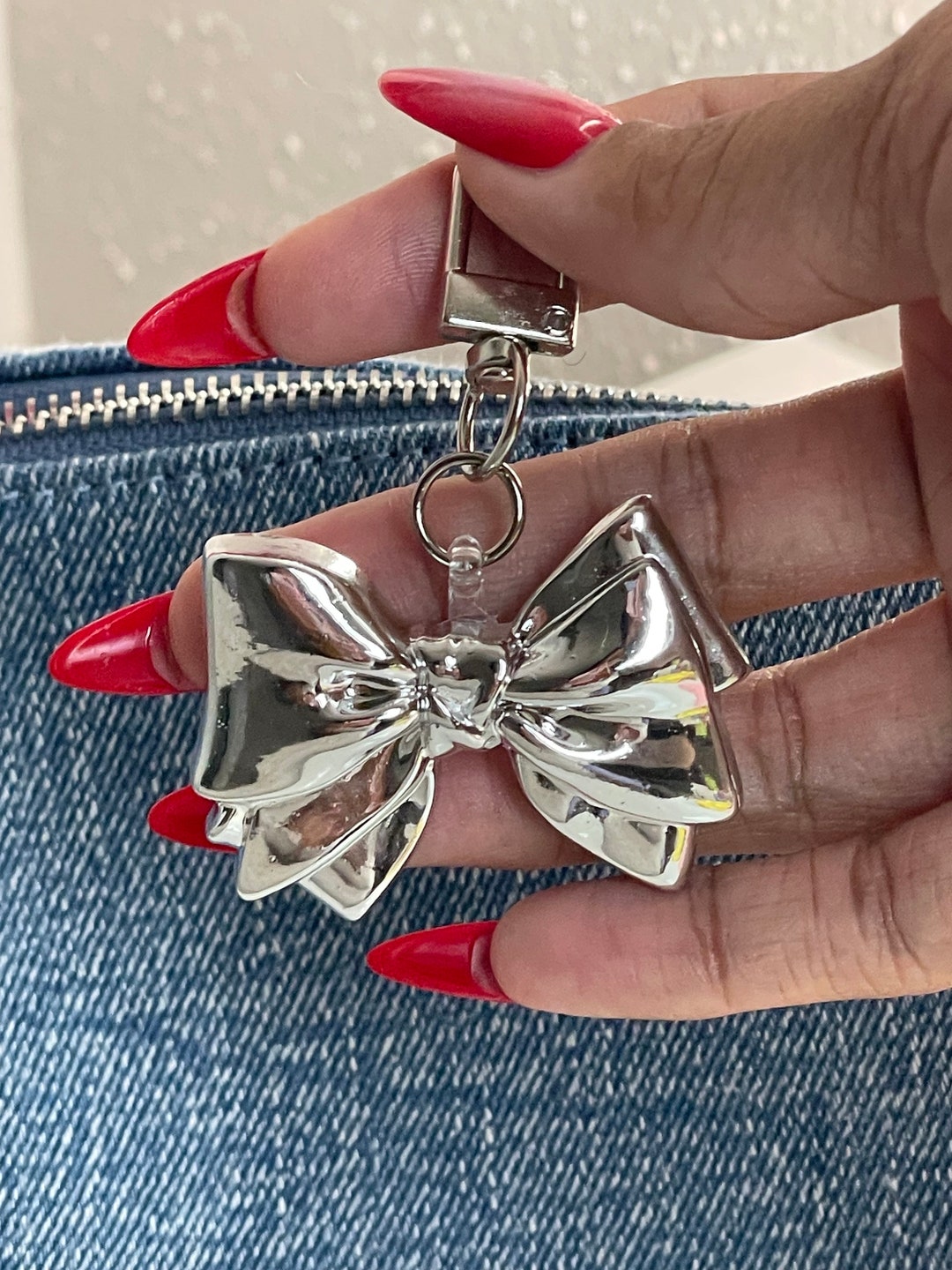 Y2K Bow Keychain, Coquette Silver Bow Keychain, Coquette Charm, Gift ...