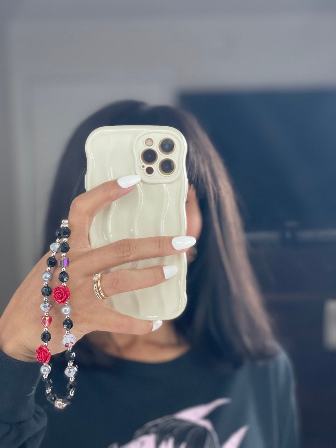 Trendy 90s/y2k Phone Chain, Roses Phone Charm Chain, Beaded Phone Strap ...