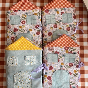 Customizable Fabric Doll House: Montessori Educational Toy - Etsy