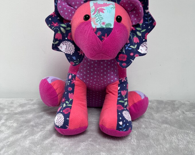 Memory Lion Keepsake - Etsy UK