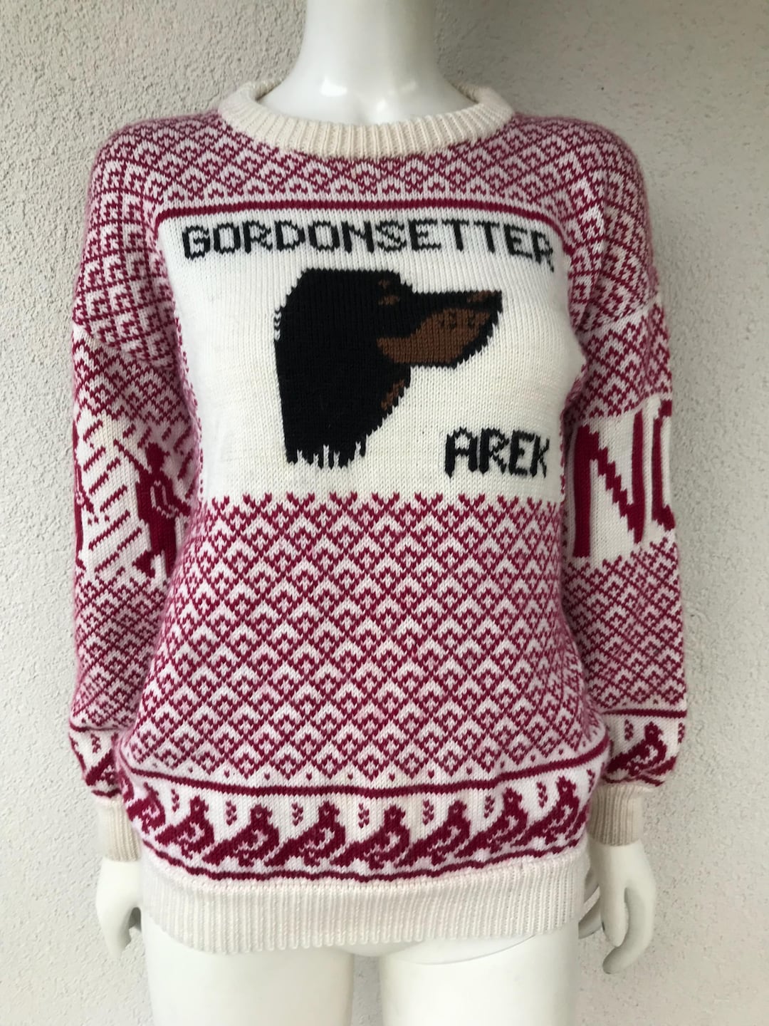 Vintage Unisex Hand-knitted Wool Sweater Cute Dog Design Cozy Winter ...