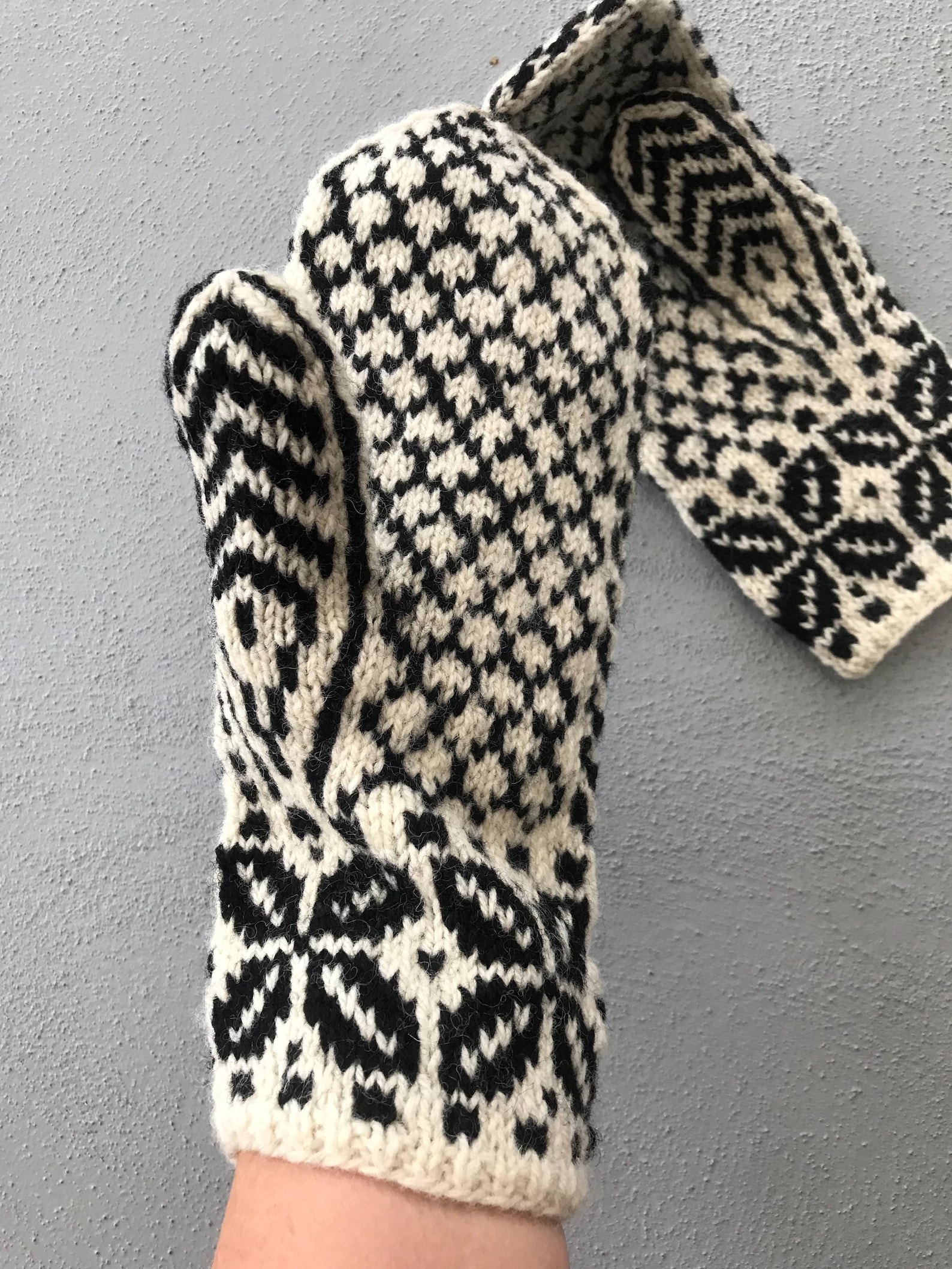 Norwegian Wool Gloves Hand Knitted Nordic Mittens Handmade Woolen ...