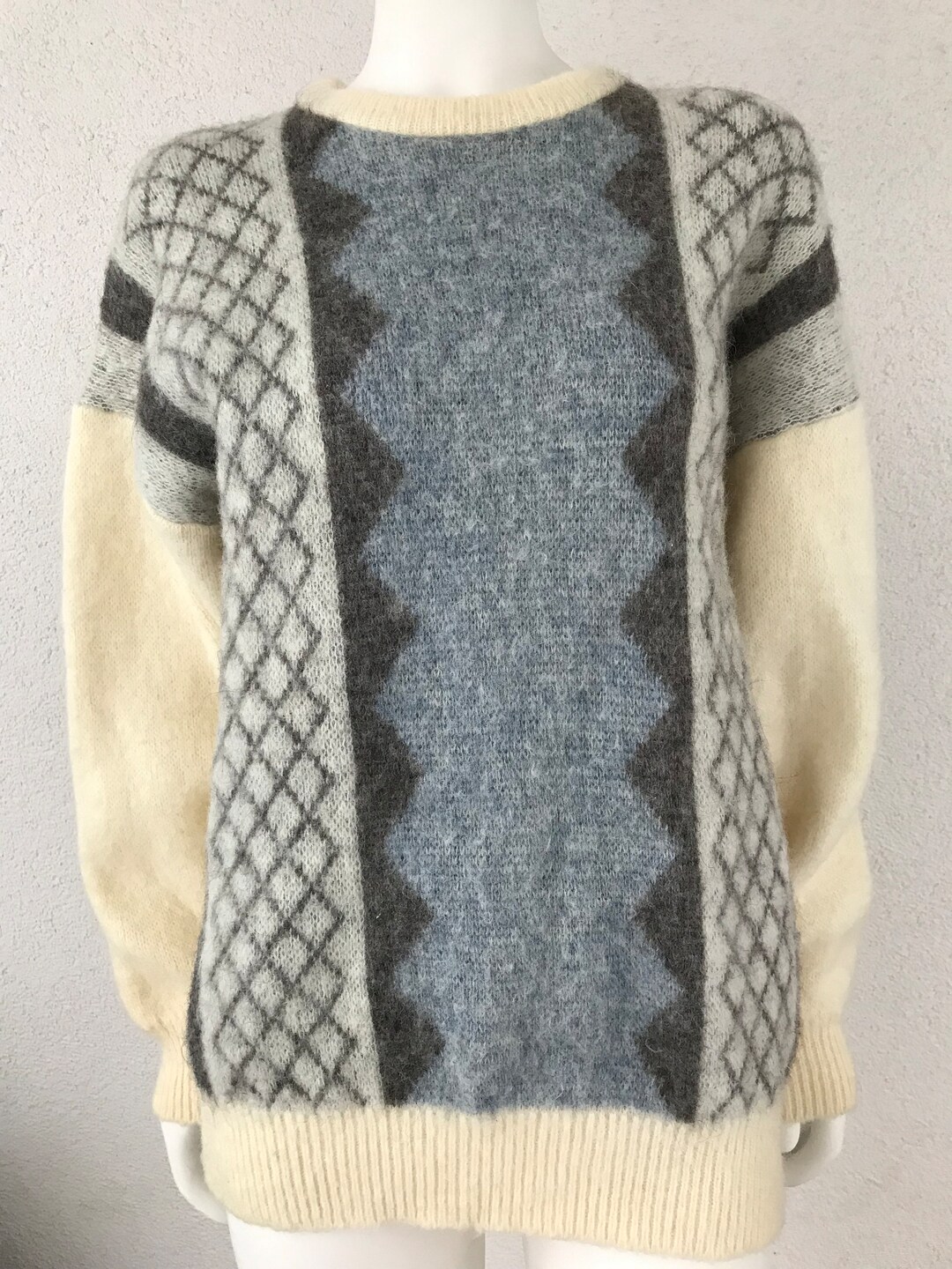 Vintage 90s Samband of Iceland Men's Cream Ivory Wool Fuzzy Pullover ...