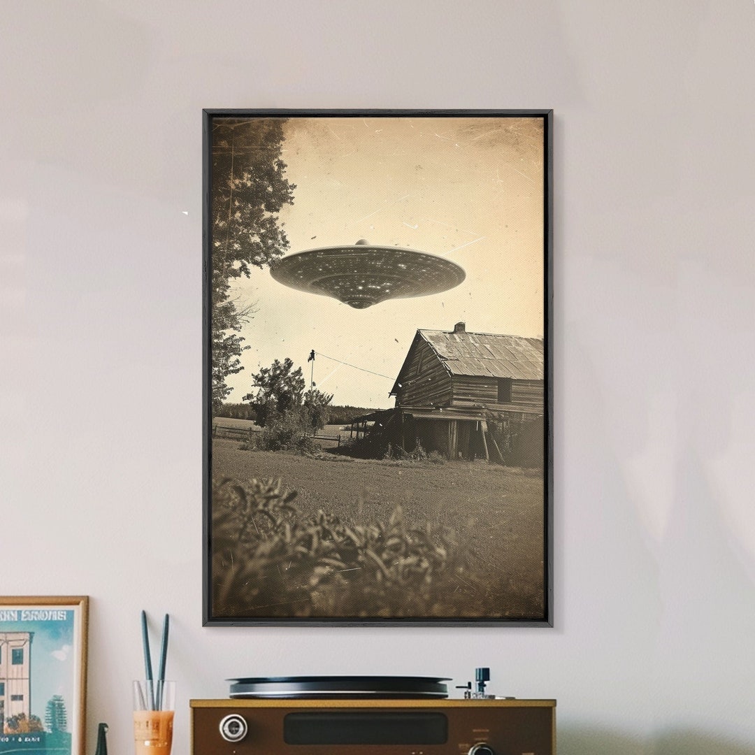 Vintage Inspired Framed and Printed UFO on Canvas Art, Space Art, Scifi ...