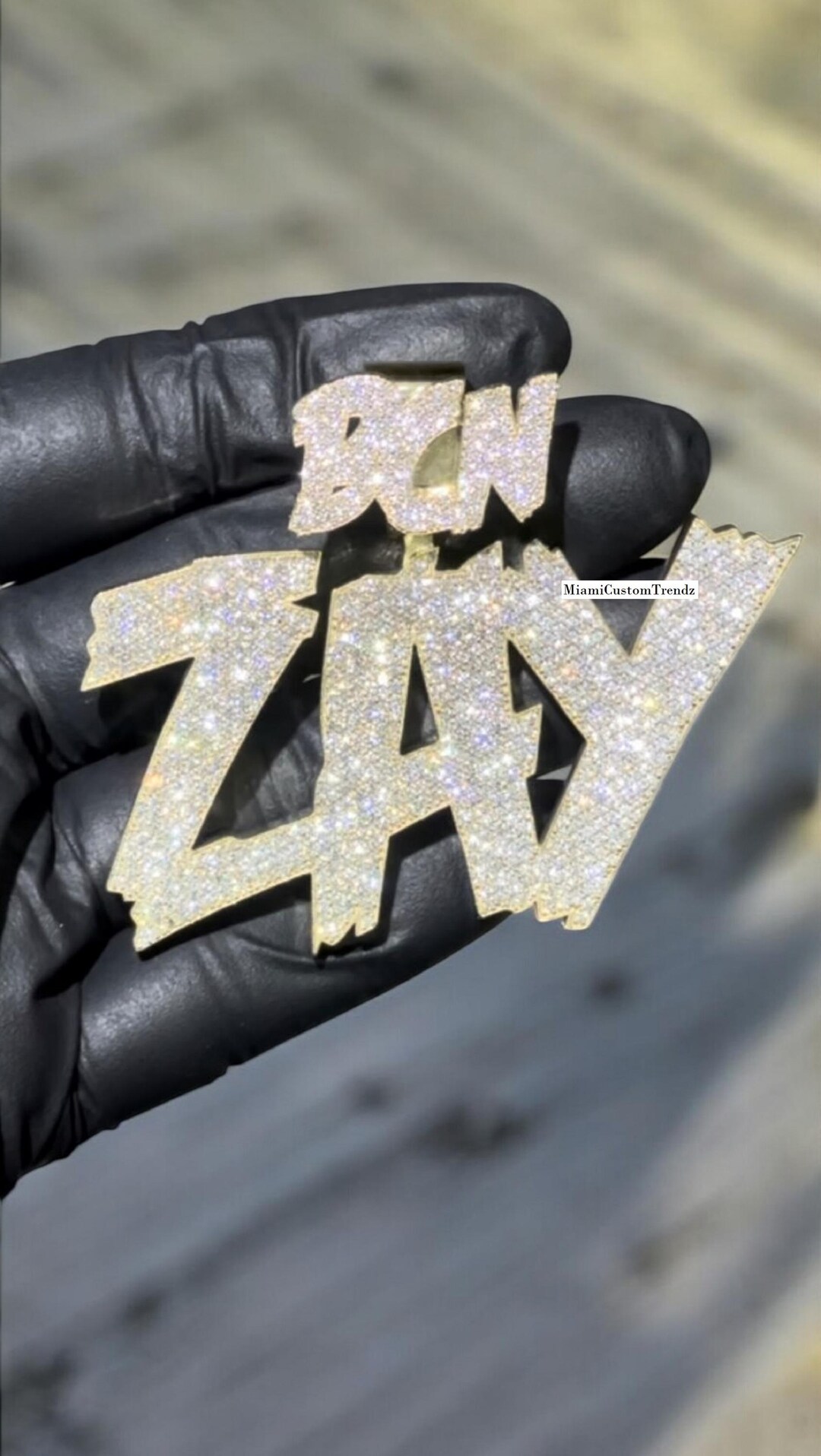 Iced Out 3 Letter Custom Font Pendant, VVS Moissanite Diamond Pendant ...
