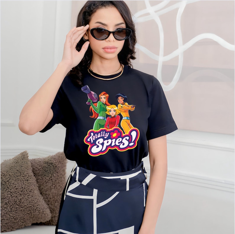 Totally Spies Nostalgic Retro Tee - 90s Cartoon Vintage Shirt - Gift ...