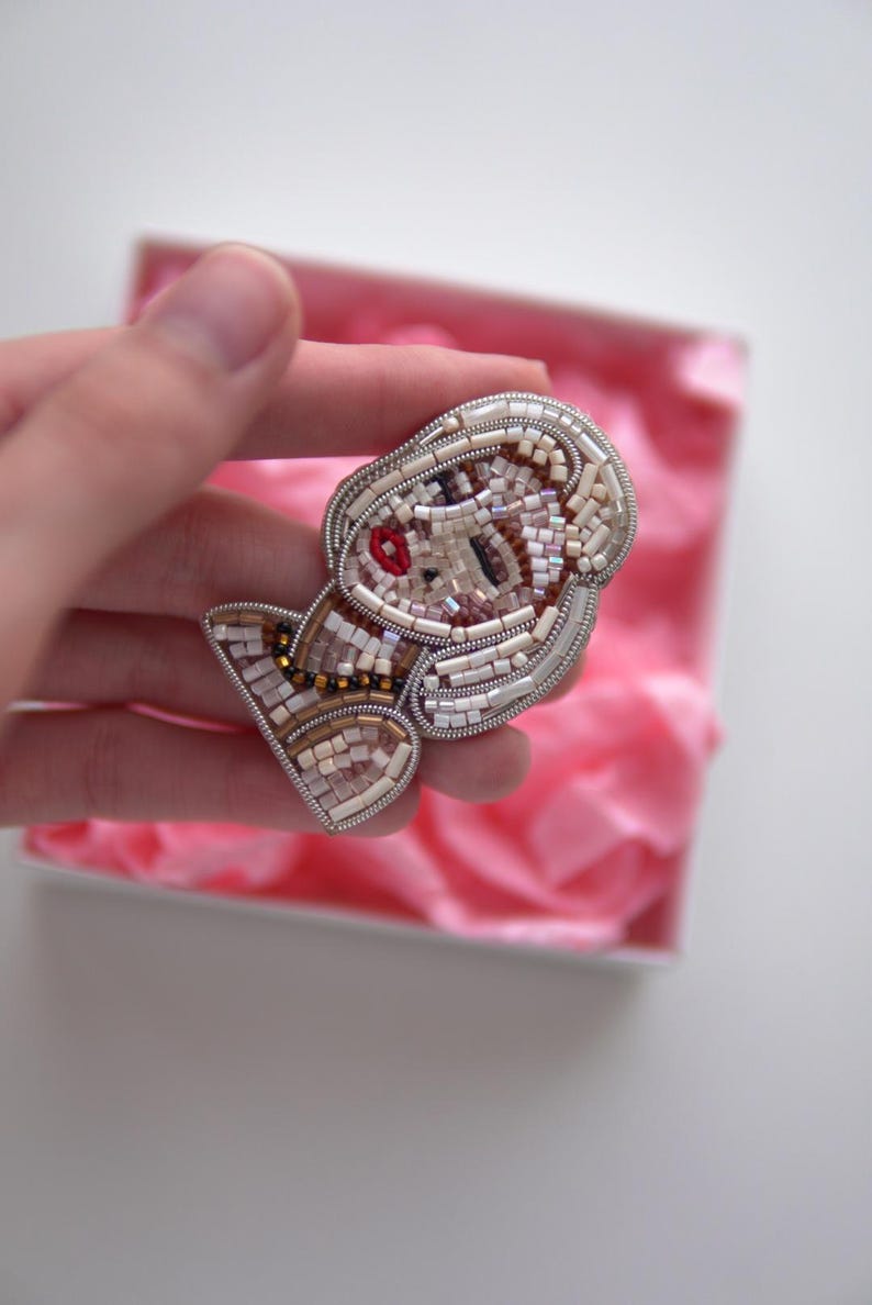 Marilyn Monroe Beaded Portrait Brooch, Iconic Actress Pin, Handmade ...