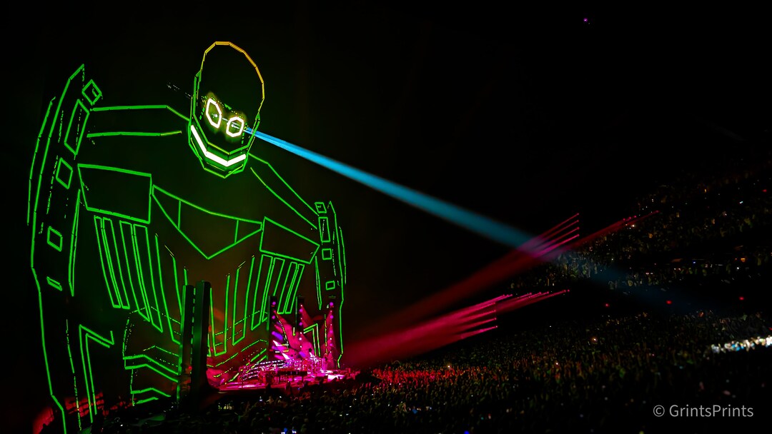 Phish Concert Poster: Futuristic 'ghost' Performance Graphic Sphere ...