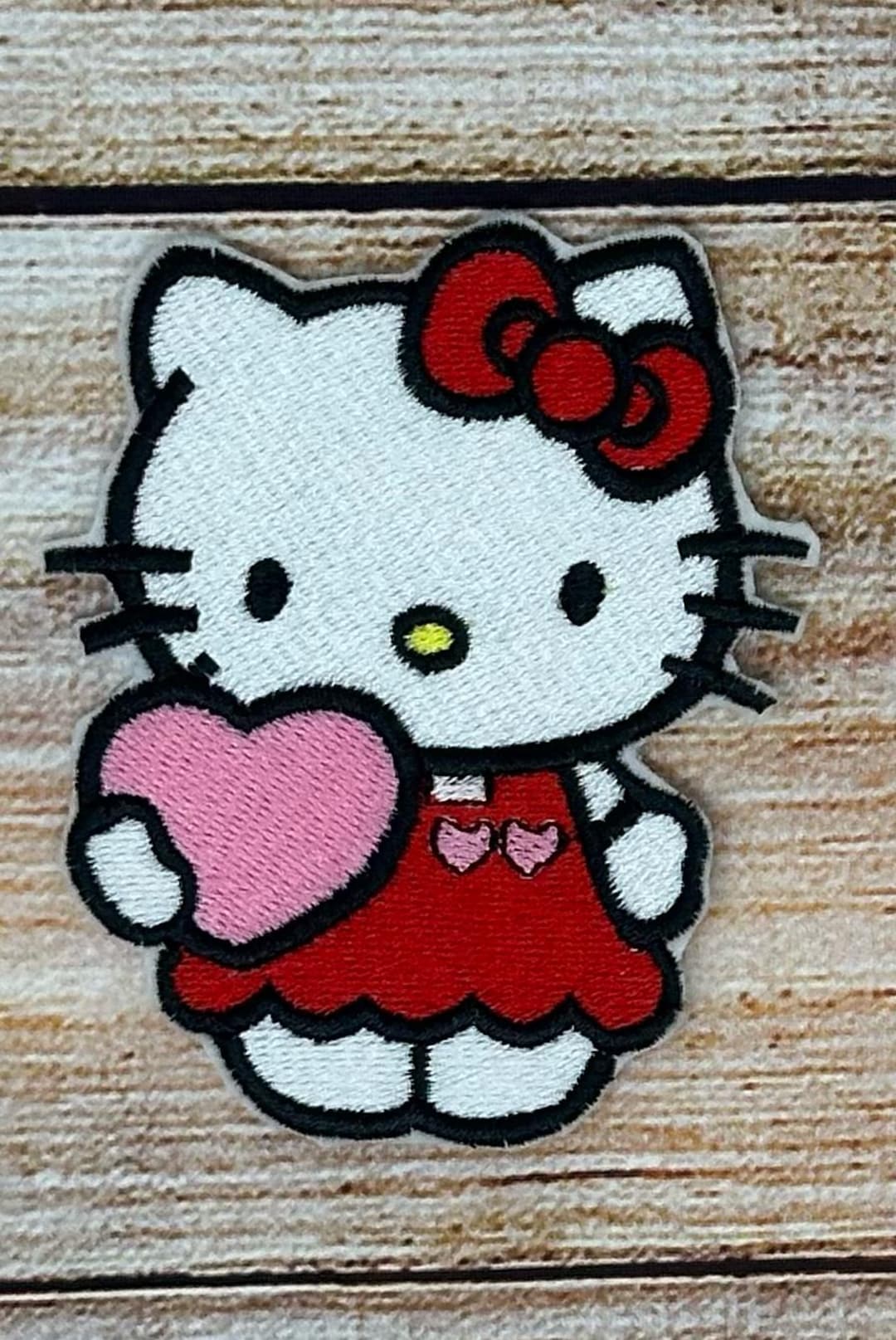 Hello Kitty Embroidered Patch Iron on Transfer Kitty Heart Appliqué to ...
