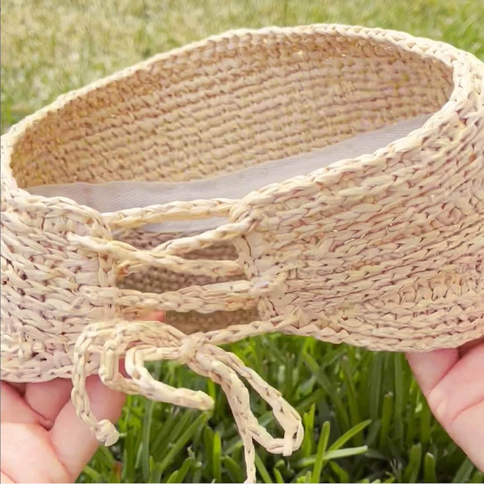 Crochet Pattern Summer Sun Shield, Stylish Women Raffia Visor With ...