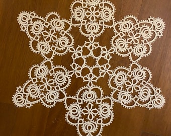 Beautiful HAND TATTED Doily Large Size // Round Pieces, Doily is ...