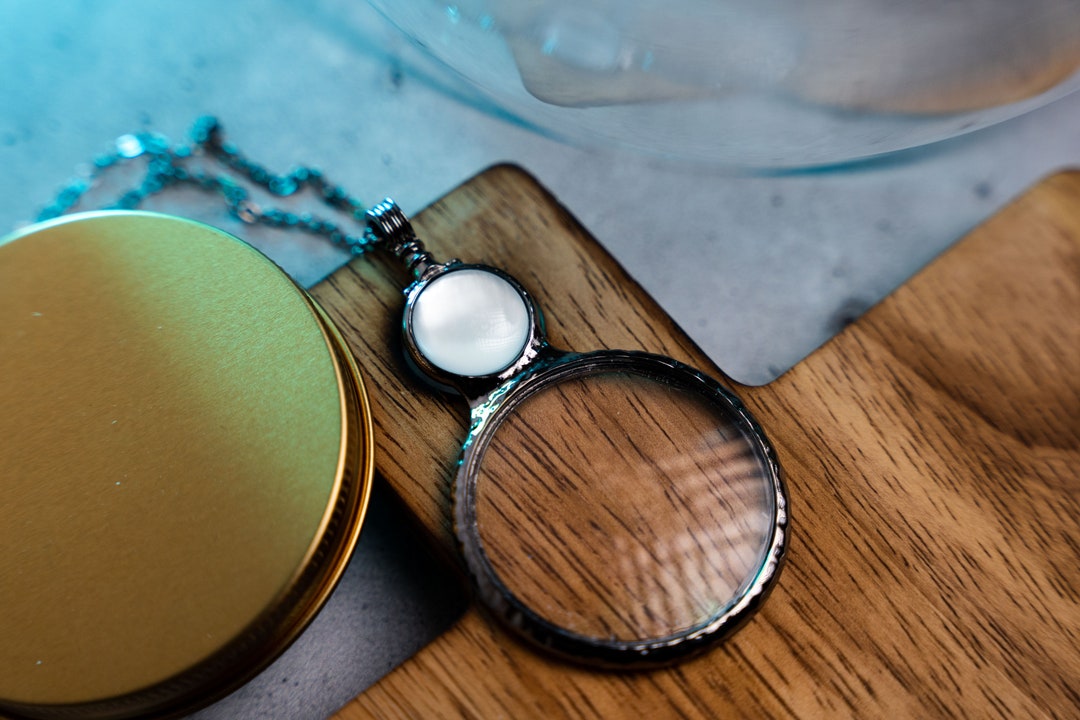 White Stone Round Magnifying Pendant 32 Inch Magnifier Necklace - Etsy