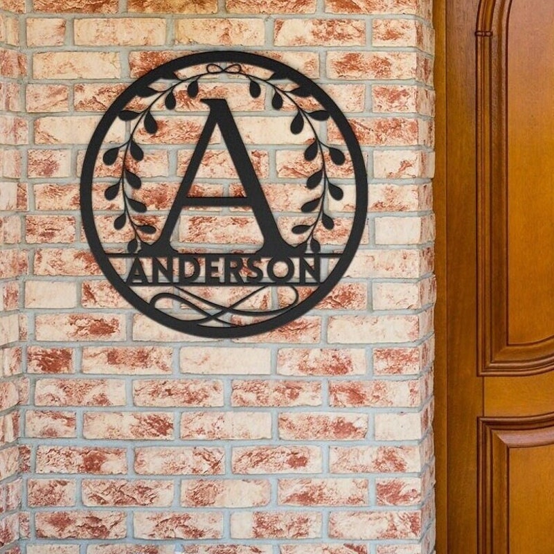 Metal Wreath Signs - Etsy