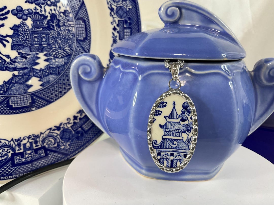 Blue Willow Pagoda Broken China Oval Necklace - Etsy