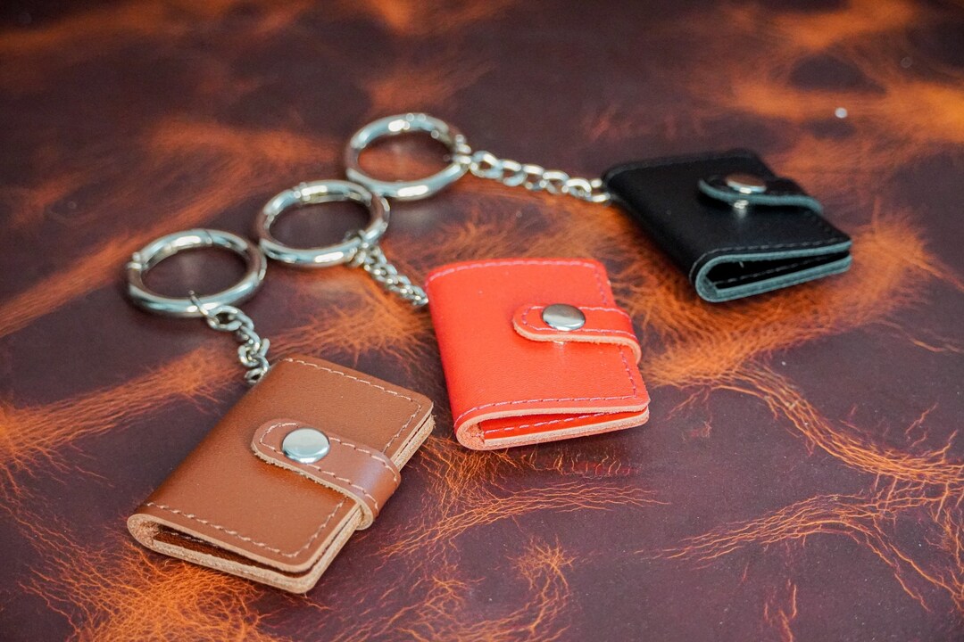Small Genuine Leather Keychain Wallet Handmade Personalized With a ...