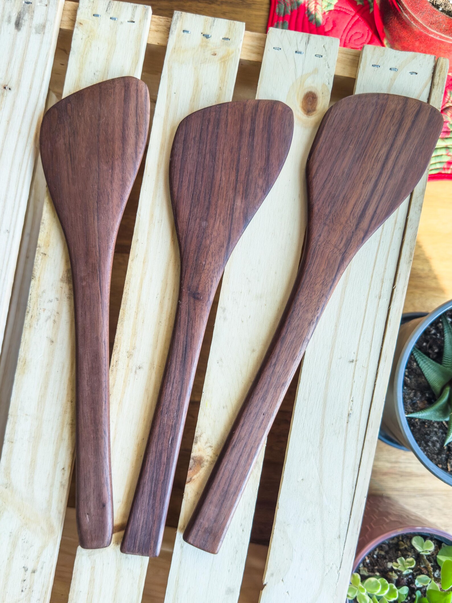 Walnut Flat Cookware - Etsy Canada
