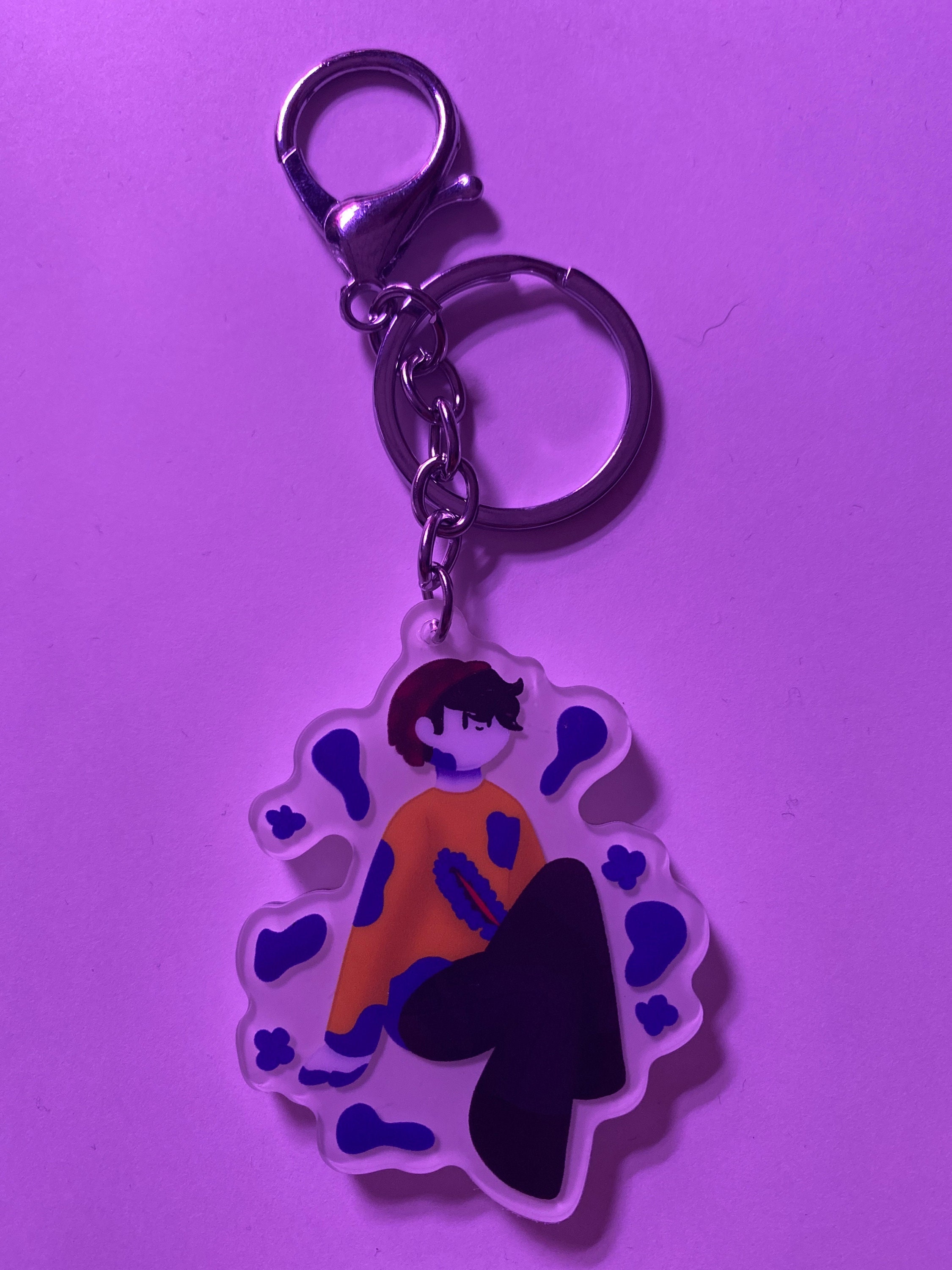 Glow-in-the-dark DSMP Ghost Keychains - Etsy