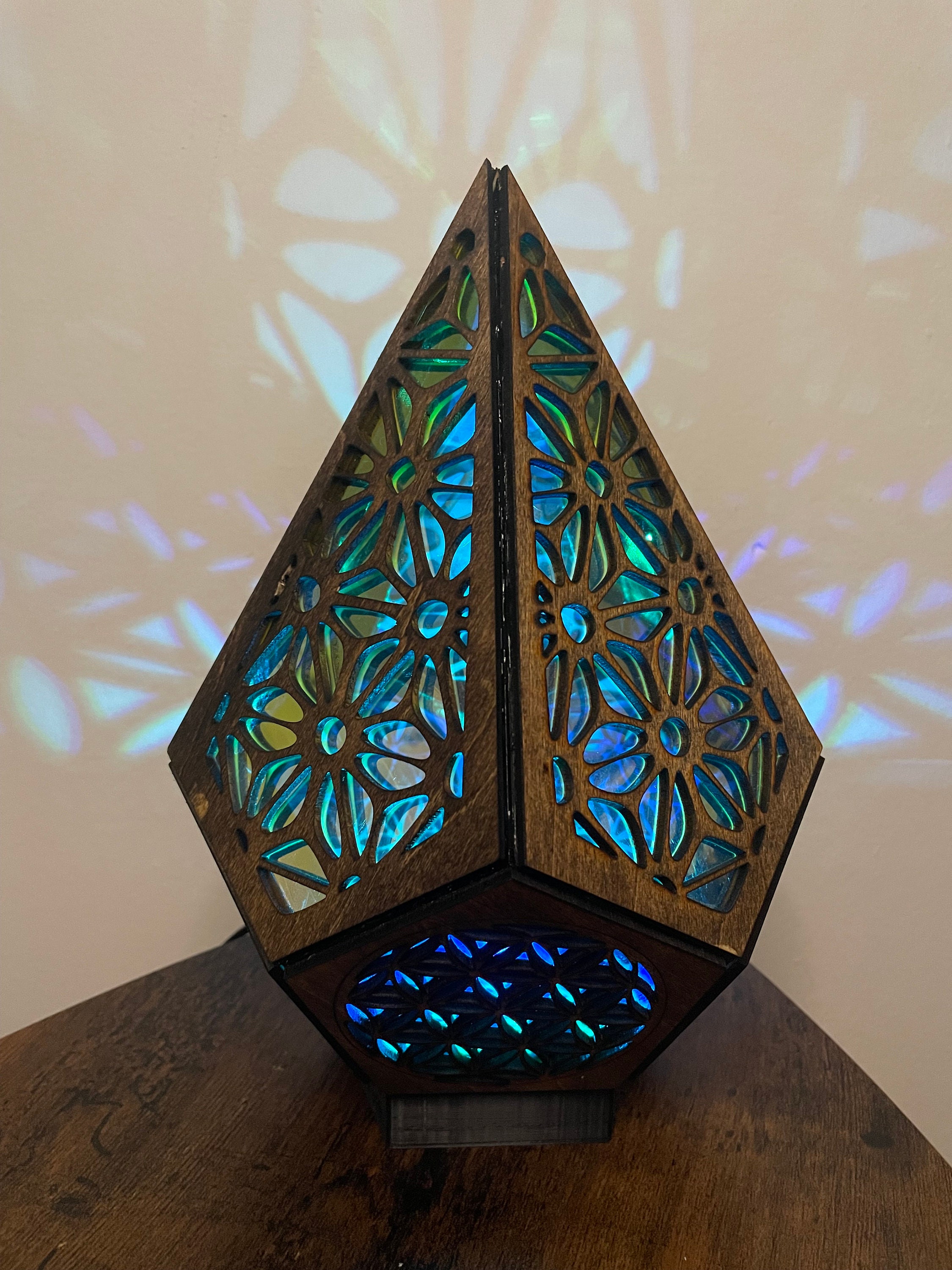 Wooden Flower of Life Shadow Lamp - Etsy