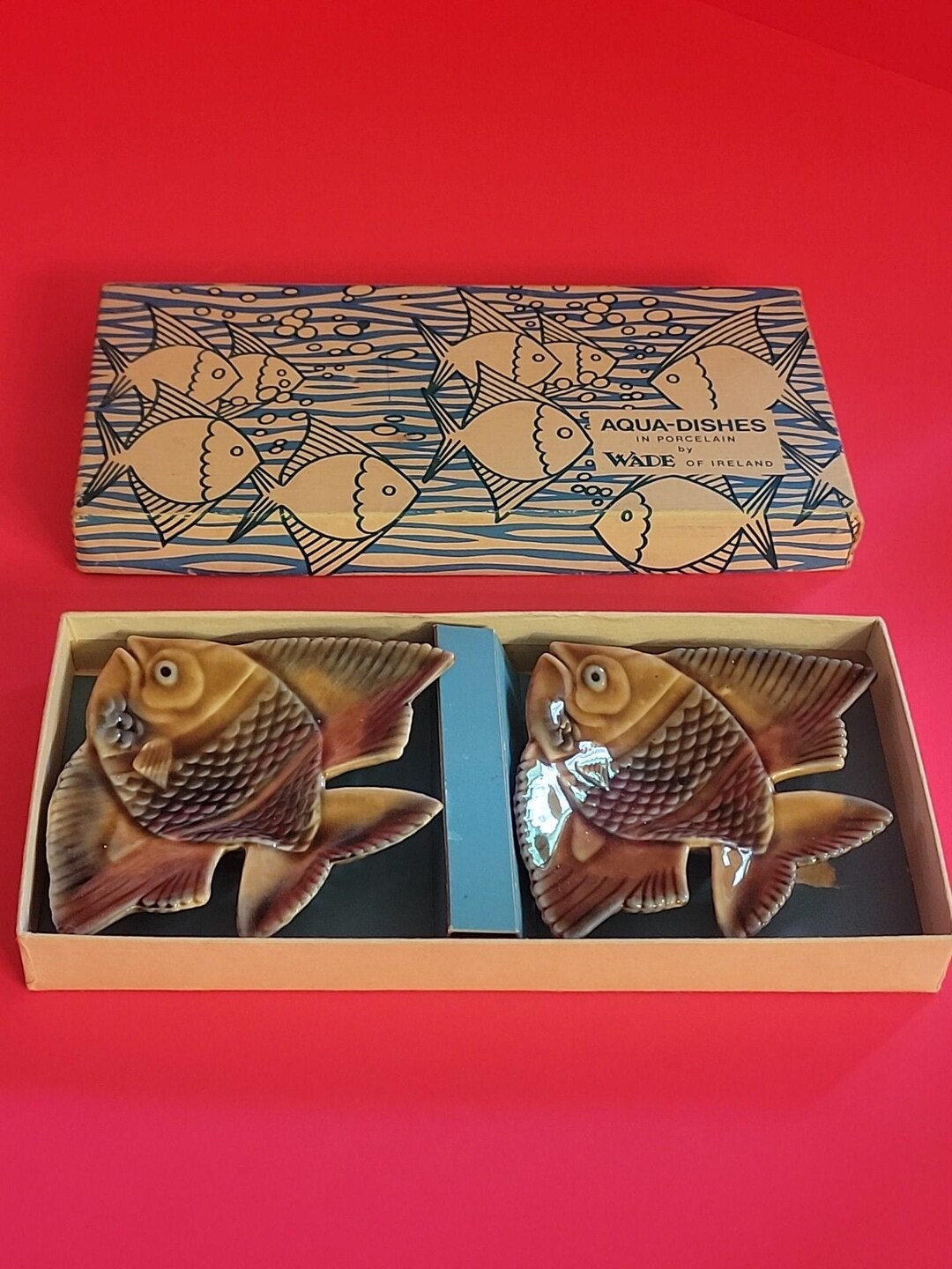 Wade 2 Fish Dishes and the Box - Etsy