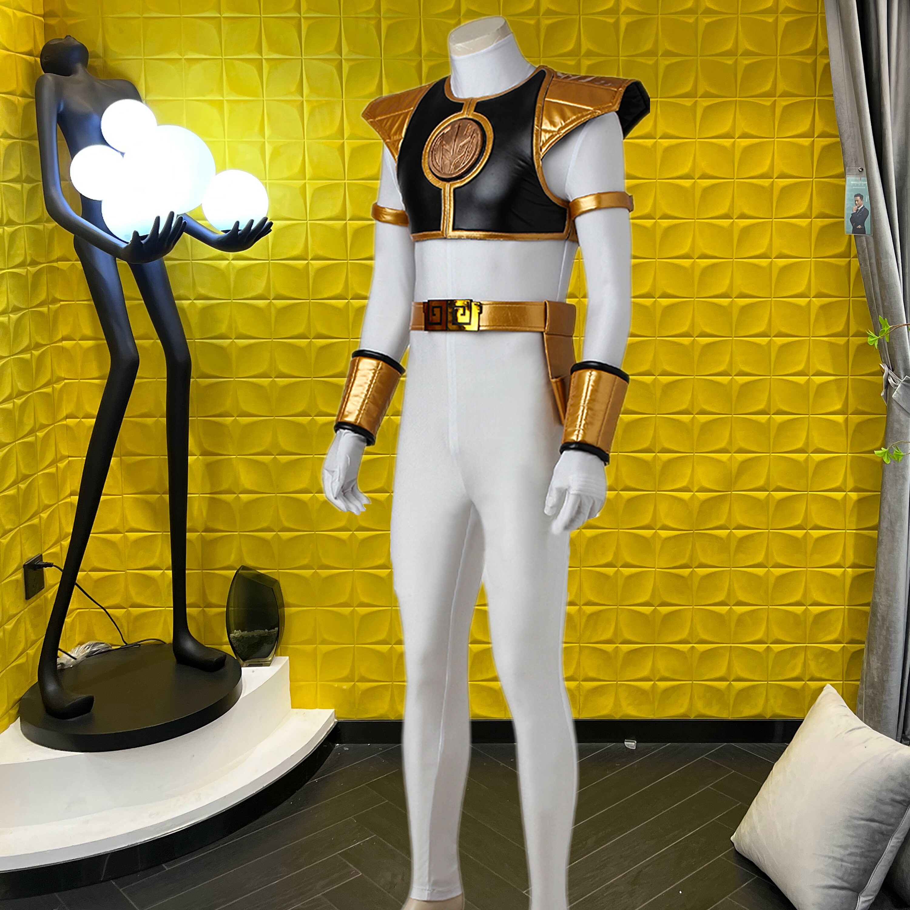 Power Rangers Iconic White Warrior: Custom White Ranger Outfits White ...