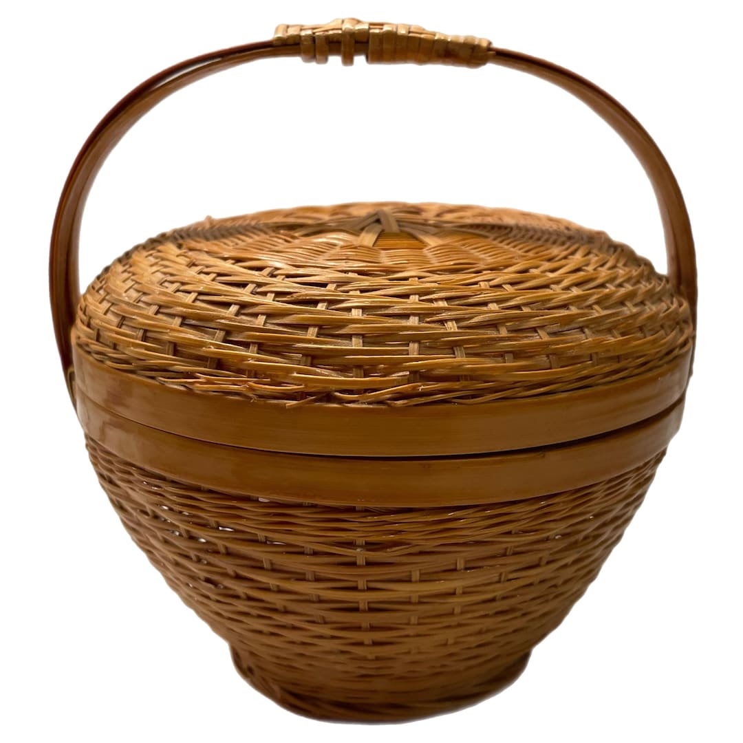 Vintage Chinese Small Lidded Carrying Basket - Wicker - Etsy
