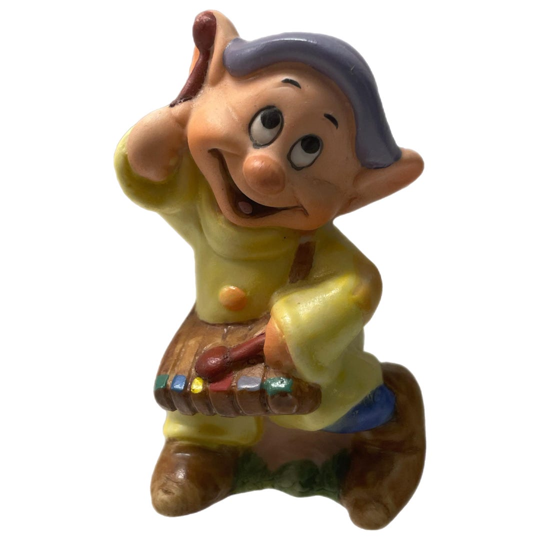 Schmid Disney Snow White & the 7 Dwarfs Dopey Ceramic Figurine Playing ...