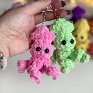 Squid Keychain Crochet PATTERN, No Sew Mini Amigurumi, Baby Octopus ...