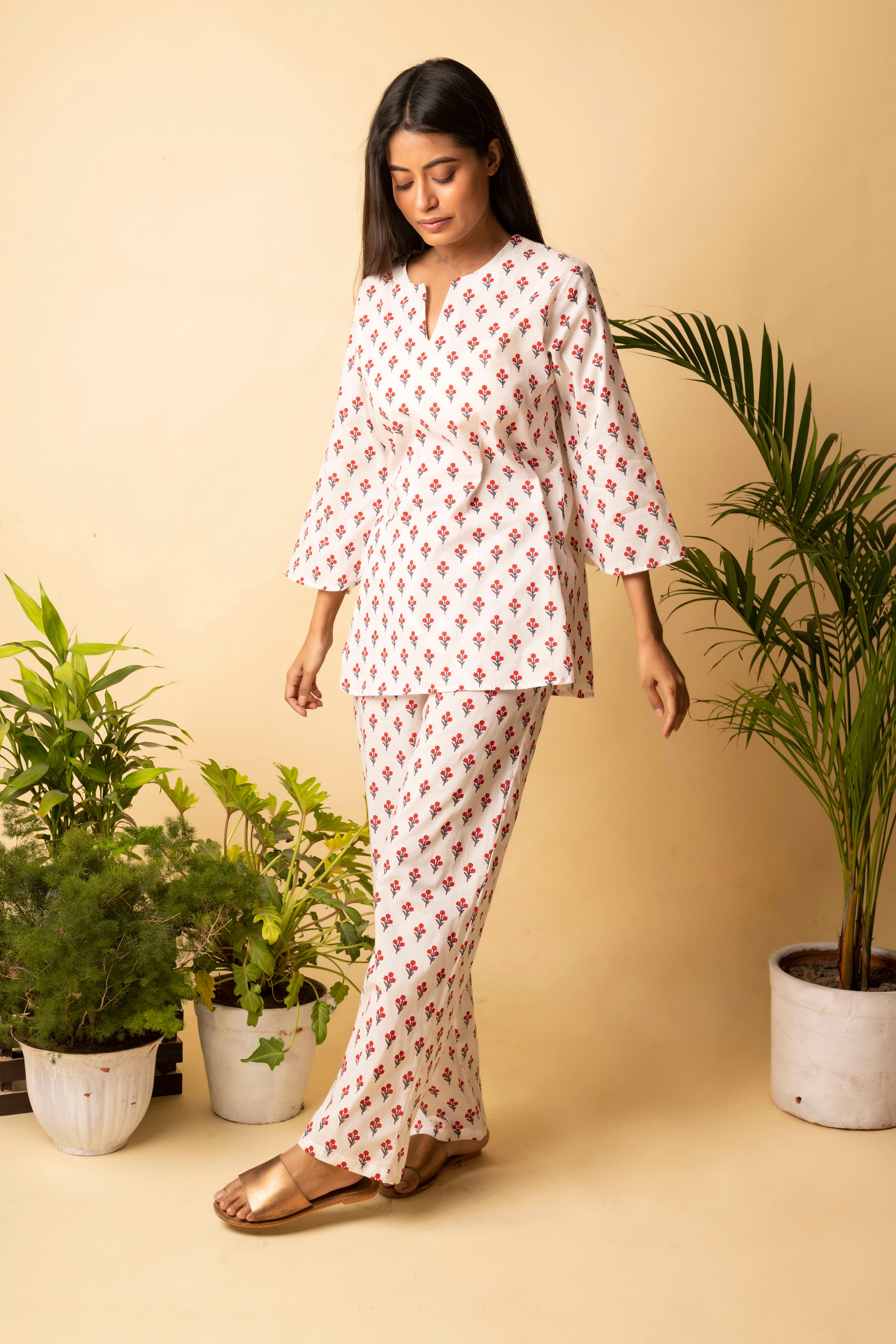 Floral Block Print Designs in Comfortable Cotton Offers a Very Relaxed ...