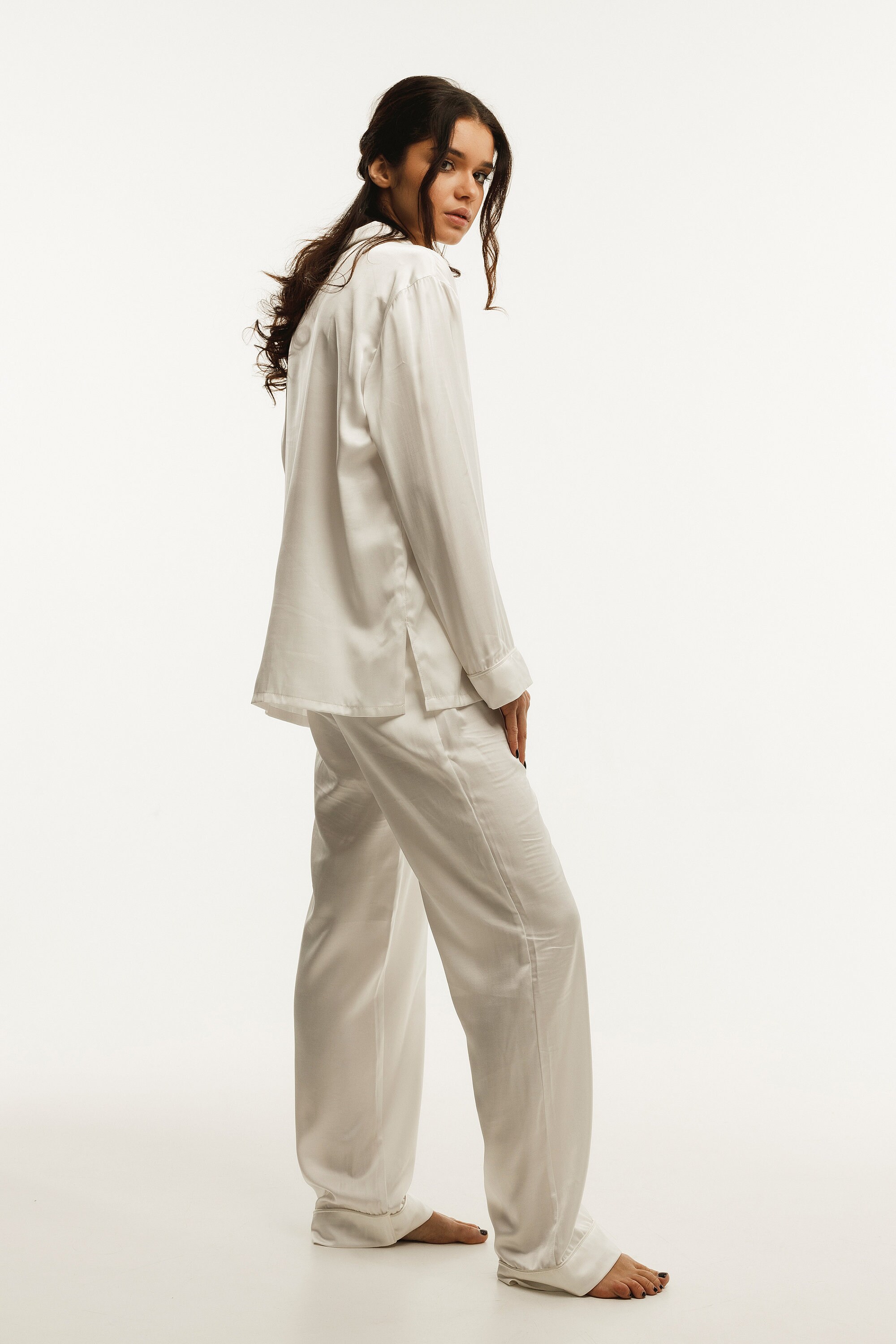 White Bride Pajama Set Bridesmaid Pajama Set Satin Pajamas - Etsy