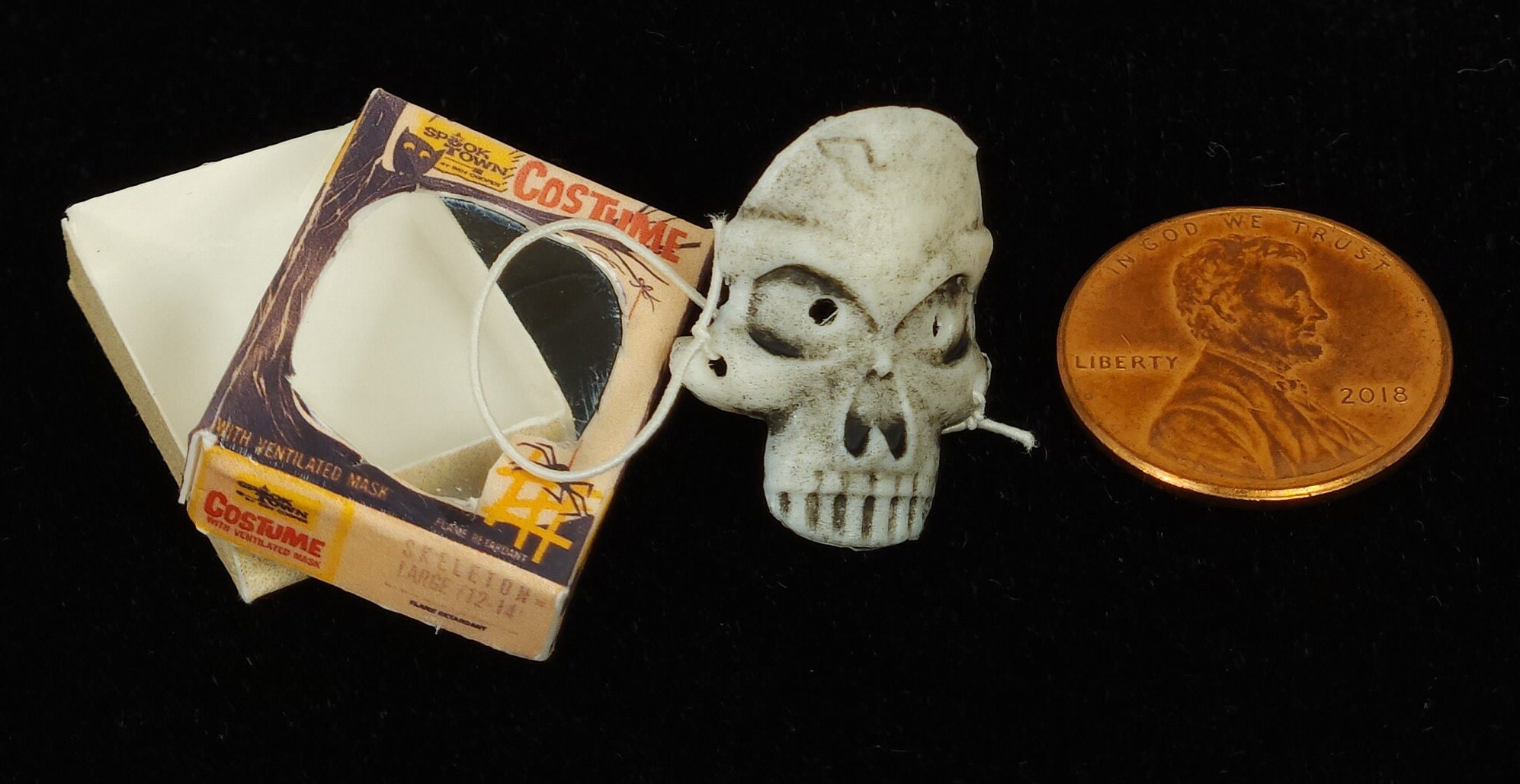 Miniature Halloween Skeleton Costume Box With Skull Mask - 1:12 Scale ...