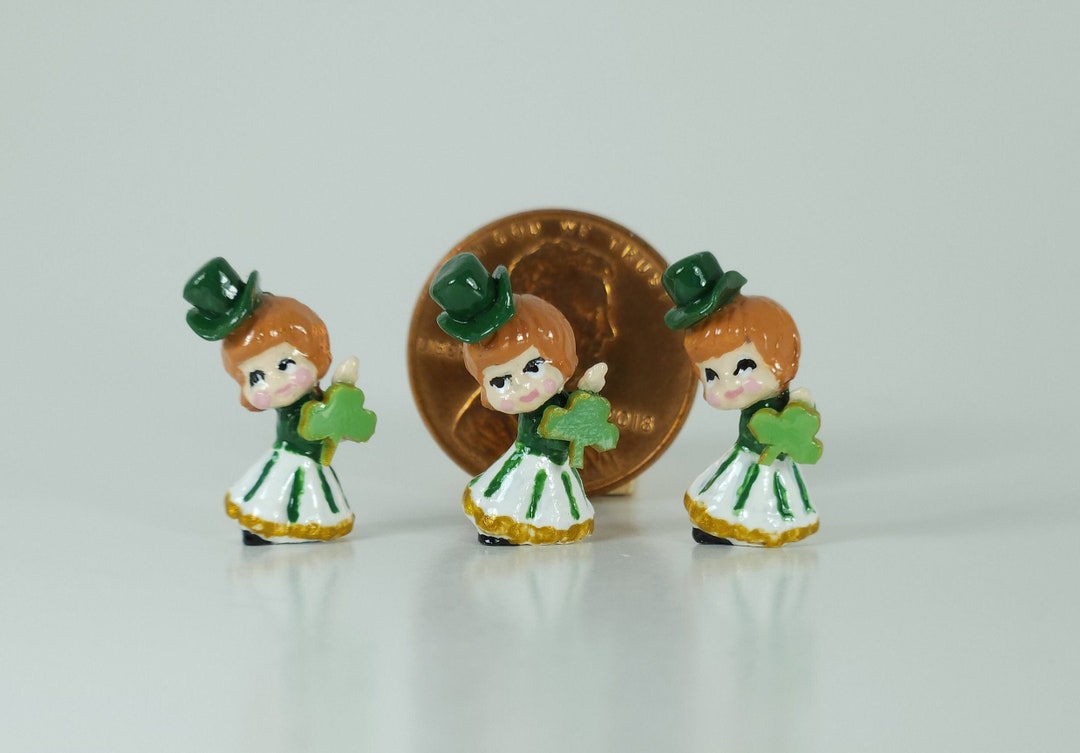Dollhouse Miniature St. Patrick's Day Girl Figurine W/ Top Hat ...