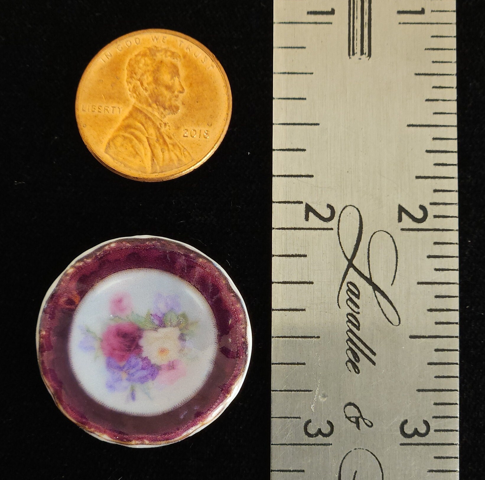 Miniature Flowered Plates 1:12 Scale Reproductions of Vintage Hand ...