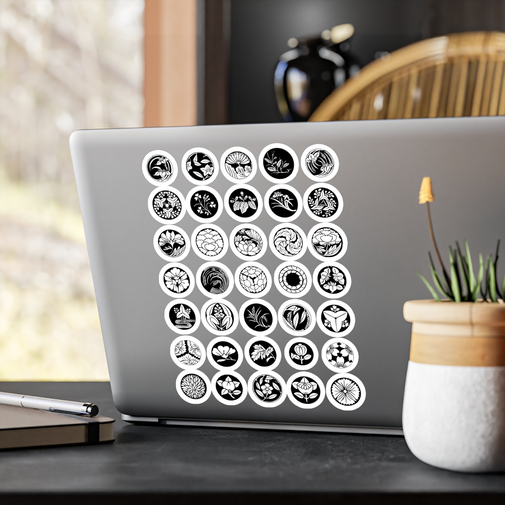 Japanese Mon 紋 Water Resistant Decal Pack 1, Japan 紋章 Seal 家紋 Sticker ...