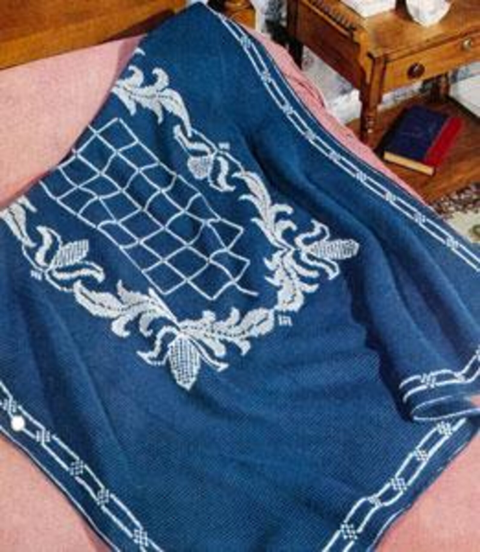 Vintage Crochet Pattern Afghan Plaid Royal Splendour - Country Home ...