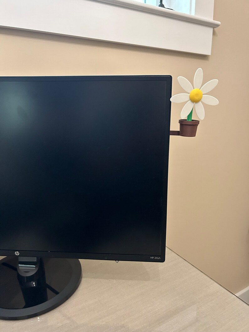 Flower Monitor Fidget Attatchment, Flower Art for Office, Flower Decor ...