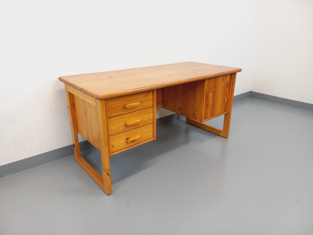 Vintage Sled Leg Pine Executive Desk From the 60s-70s - Etsy