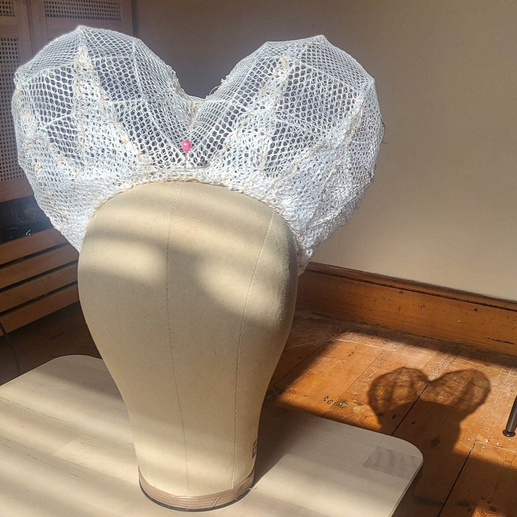 Heart-shaped Wig Cage Elizabethan/ Hocus Pocus/ Queen of Hearts - Etsy