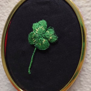 4 Leaf Clover Stumpwork 3d Embroidery Art - Etsy