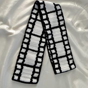 Crochet Film Roll Scarf - Etsy UK