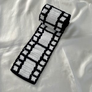 Crochet Film Roll Scarf - Etsy