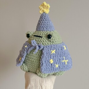 Jumbo Wizard Frog Crochet Pattern / Chunky Crochet Wizard Mage / US PDF ...