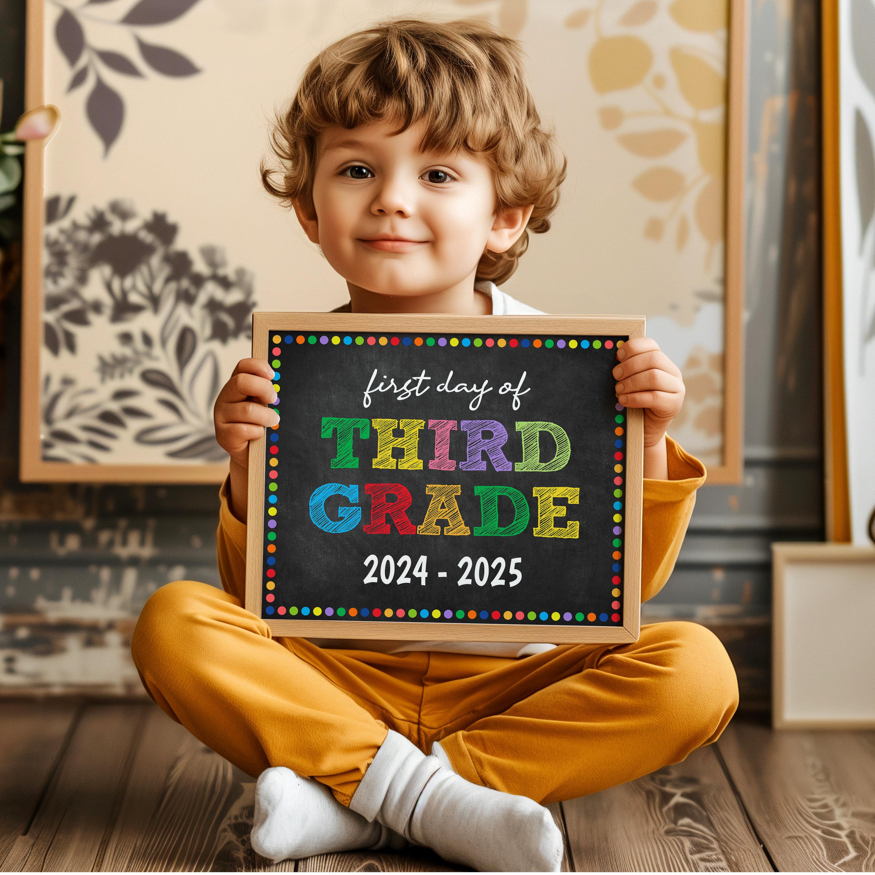 First Day of 3rd Grade Sign, First Day of School Sign, Printable 3rd ...