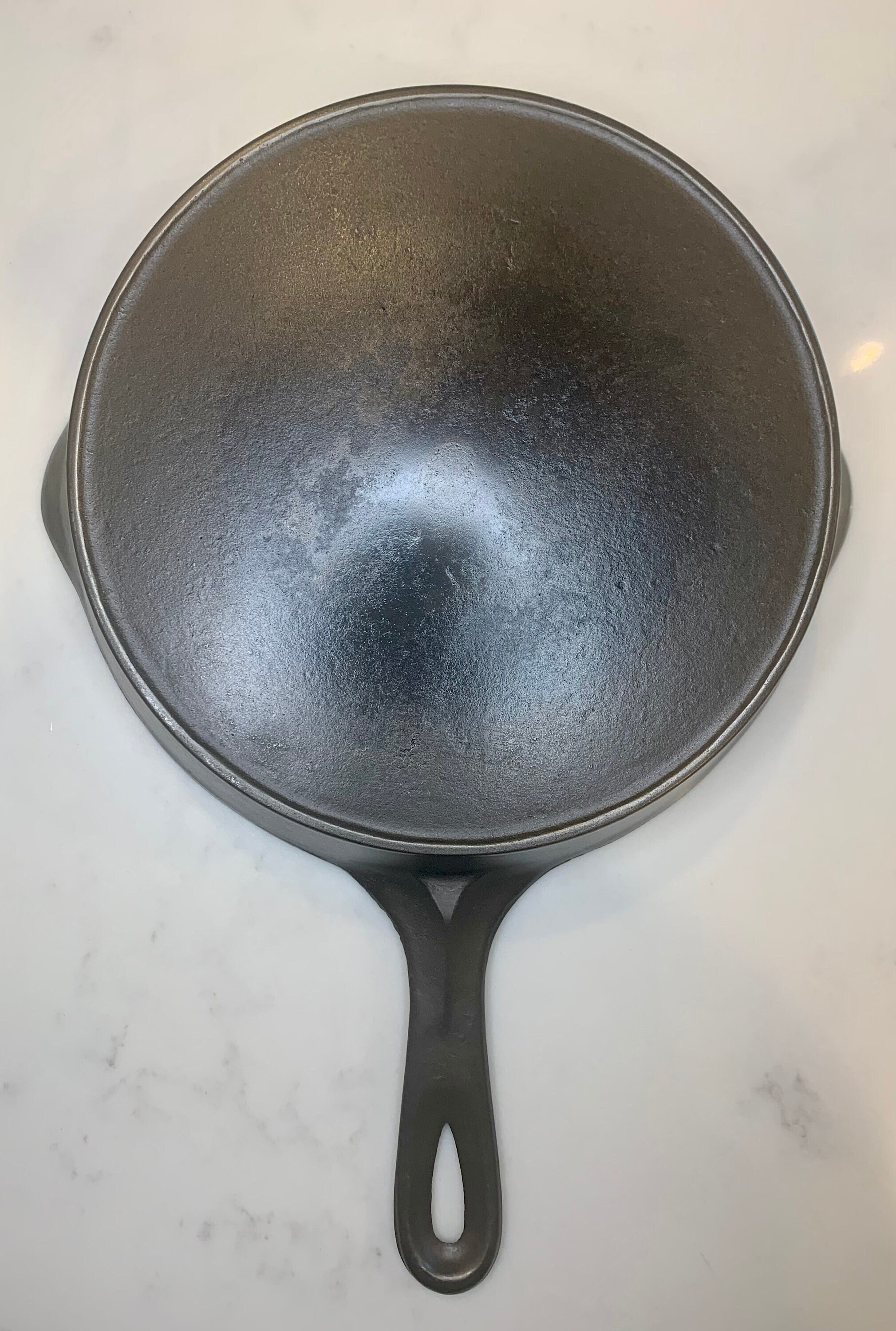 Wagner Unmarked No. 6 stylized Logo Ghost Mark - Etsy